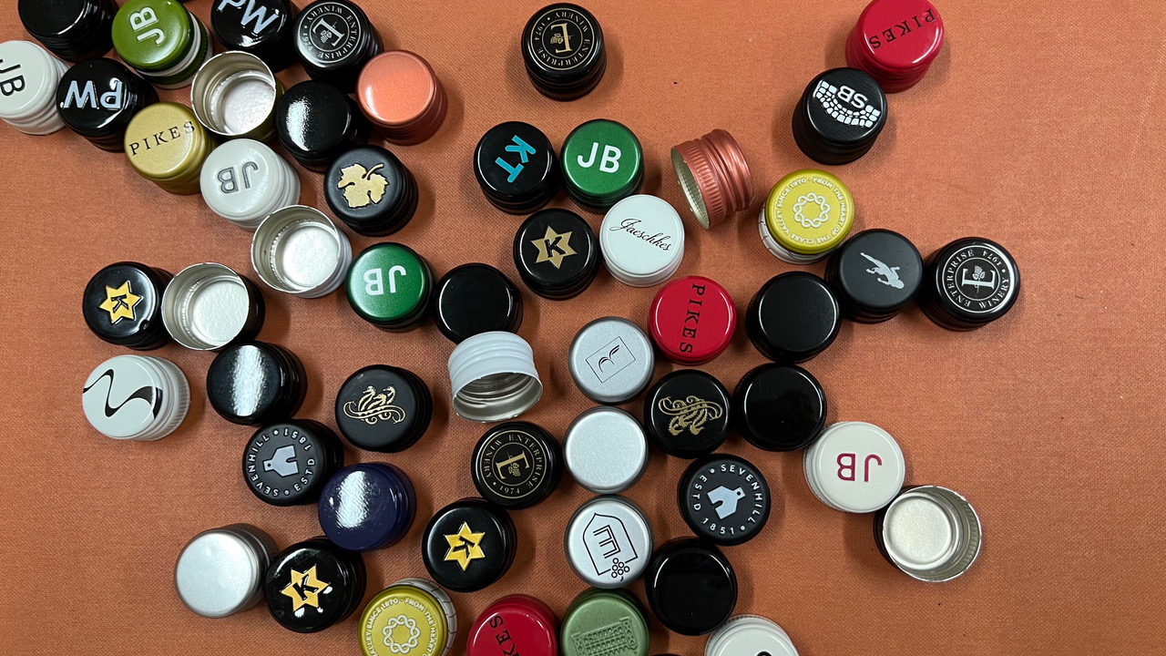 20 years under screwcap … | ジャンシス・ロビンソン