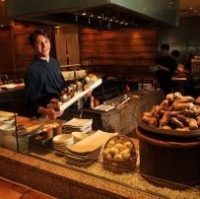 Such sweet thunder, at Roka | ジャンシス・ロビンソン